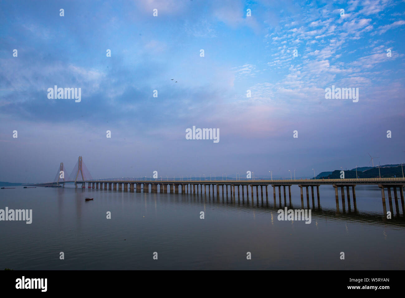 Poyang lake china hi-res stock photography and images - Alamy