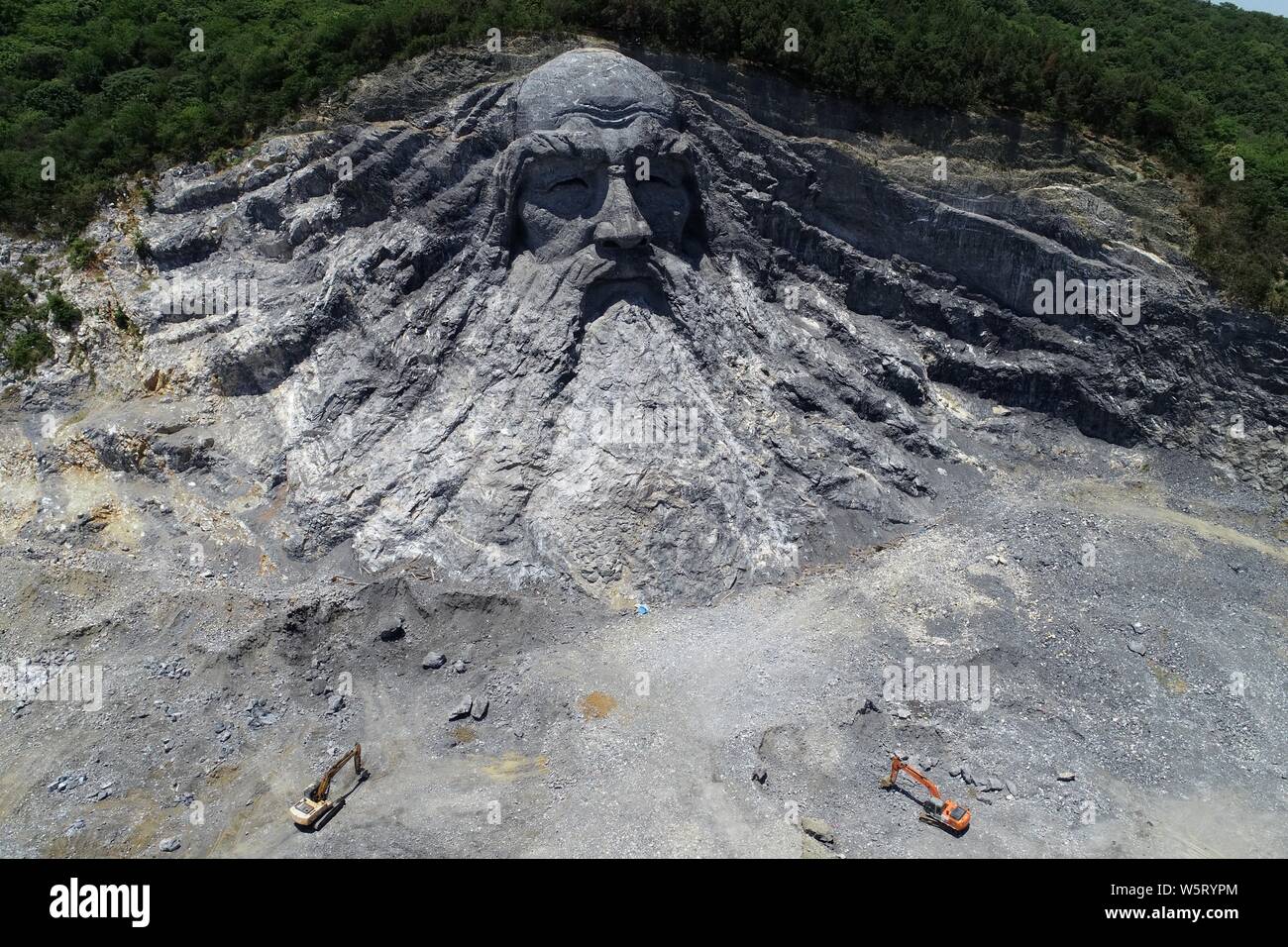 Giant Sculpture Of Fuxi at Brooke Rentoul blog