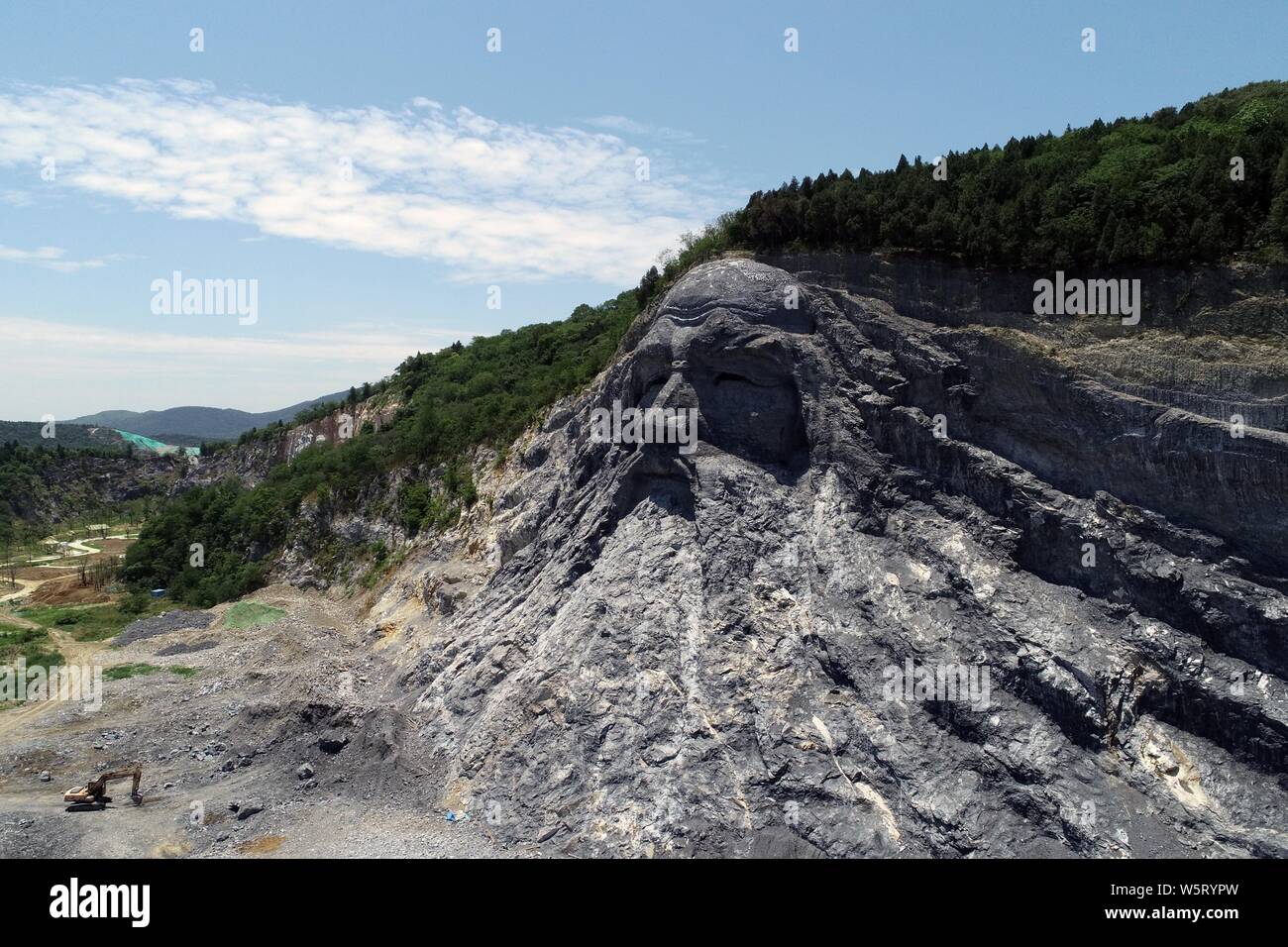 Giant Sculpture Of Fuxi at Brooke Rentoul blog