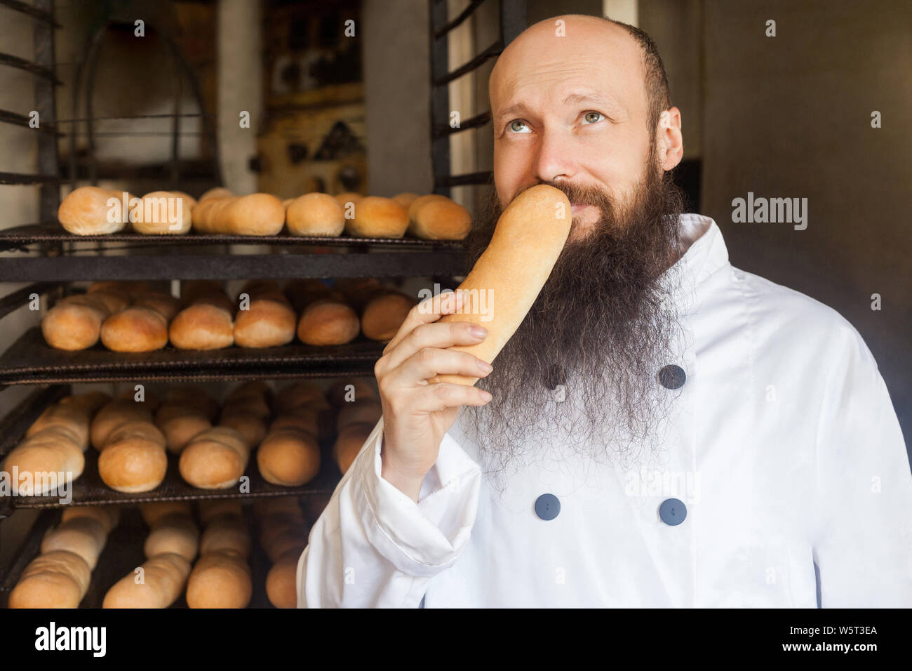 Adult smelling bread hi-res stock photography and images - Alamy