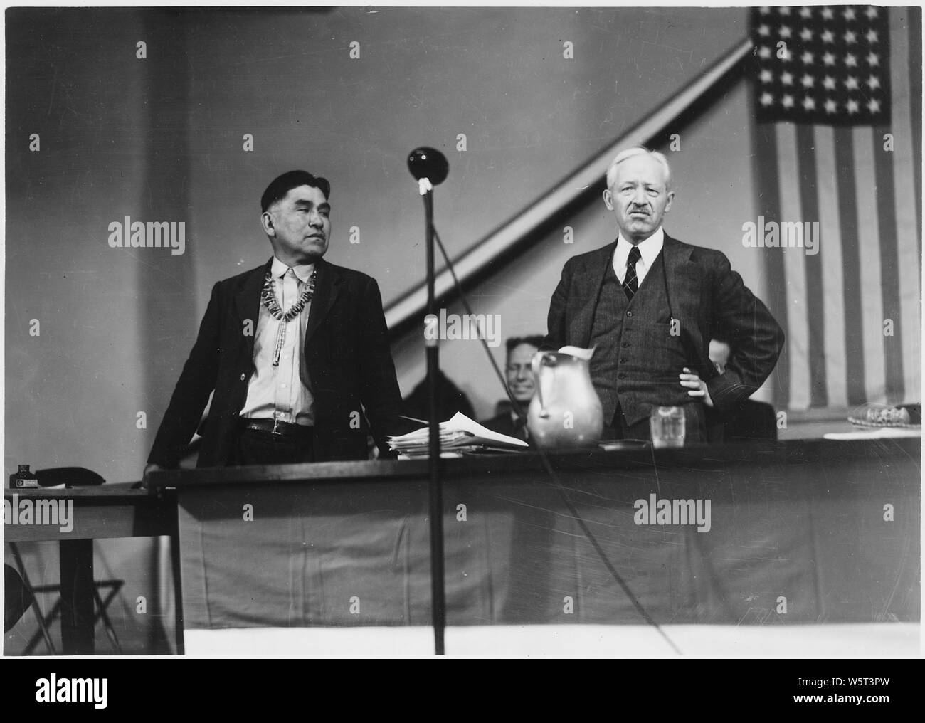 Tribal council hi-res stock photography and images - Alamy