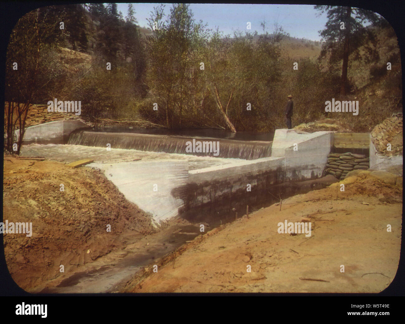 Okanogan Project - Conconully Dam - Separating screen - Washington ...