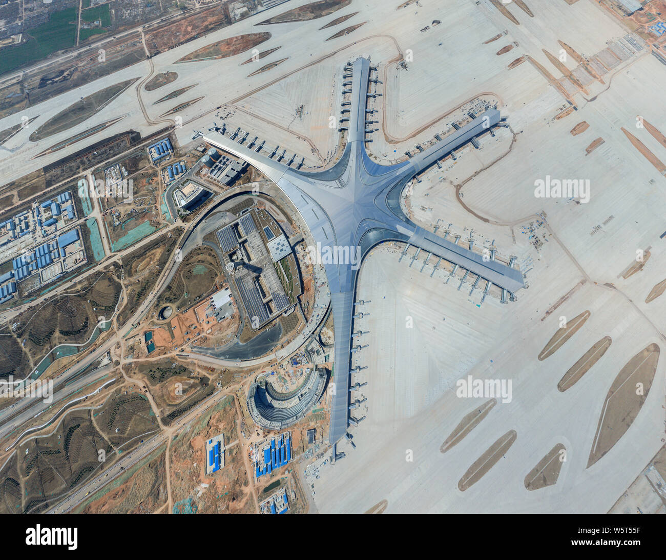 --FILE--The Qingdao Jiaodong International Airport is under ...