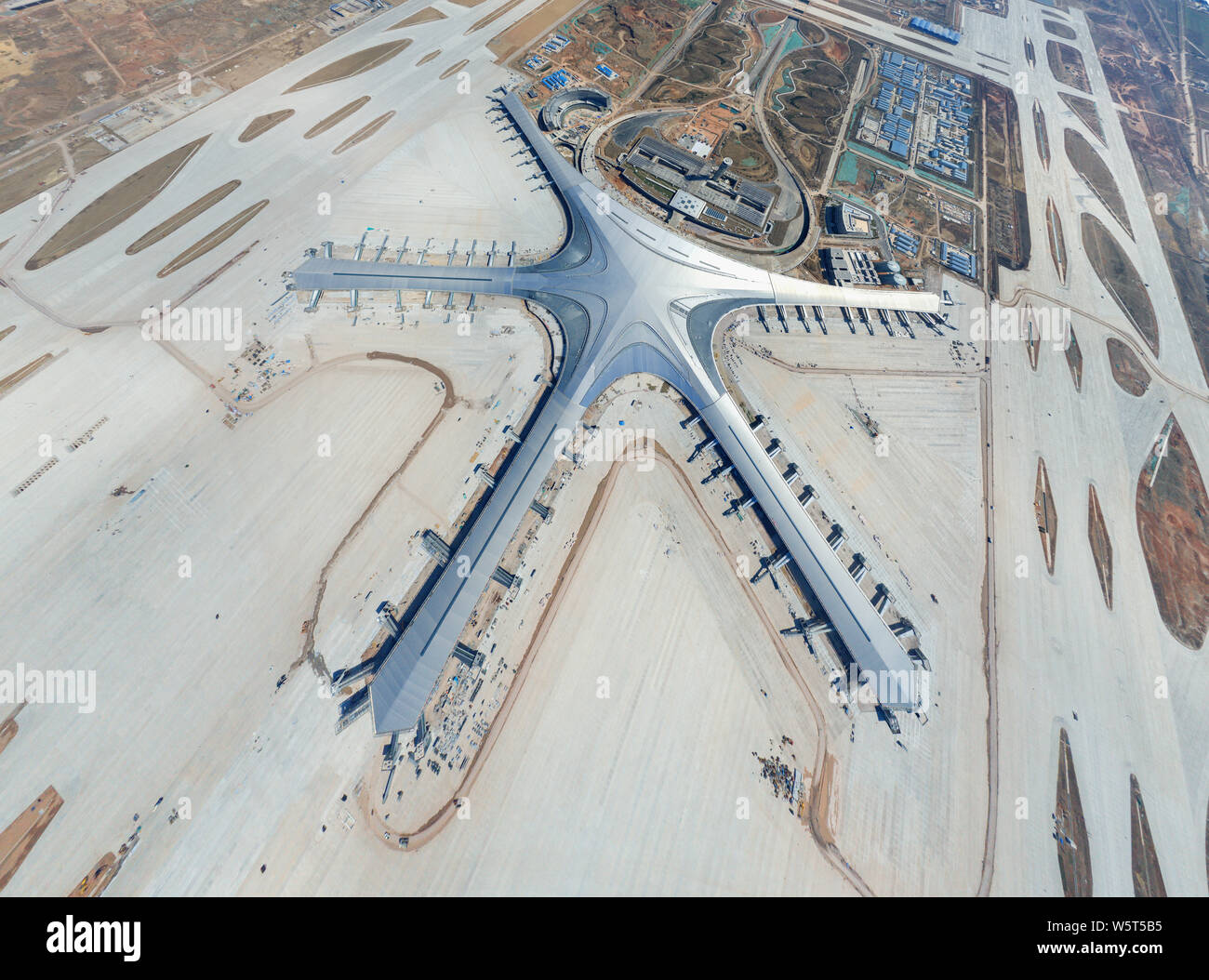 --FILE--The Qingdao Jiaodong International Airport is under ...