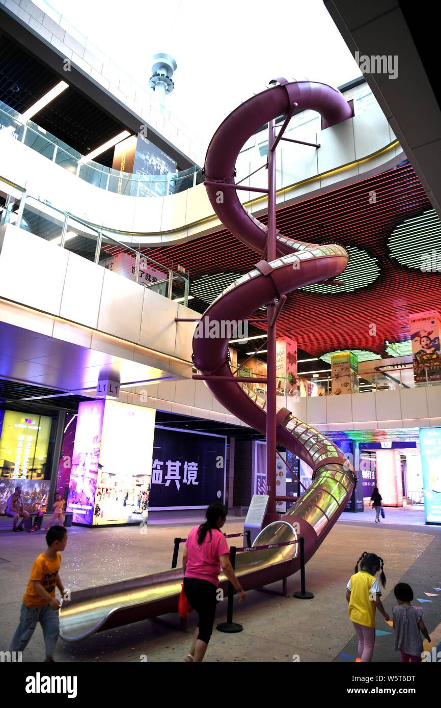 Chongqing mall slide hi-res stock photography and images - Alamy