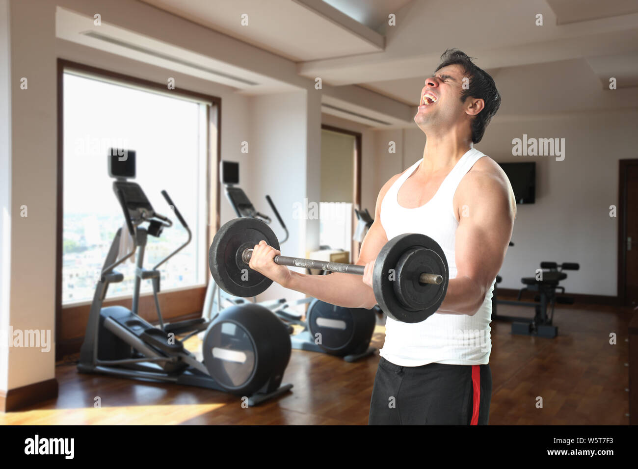 Indian man gym body building hi-res stock photography and images - Alamy