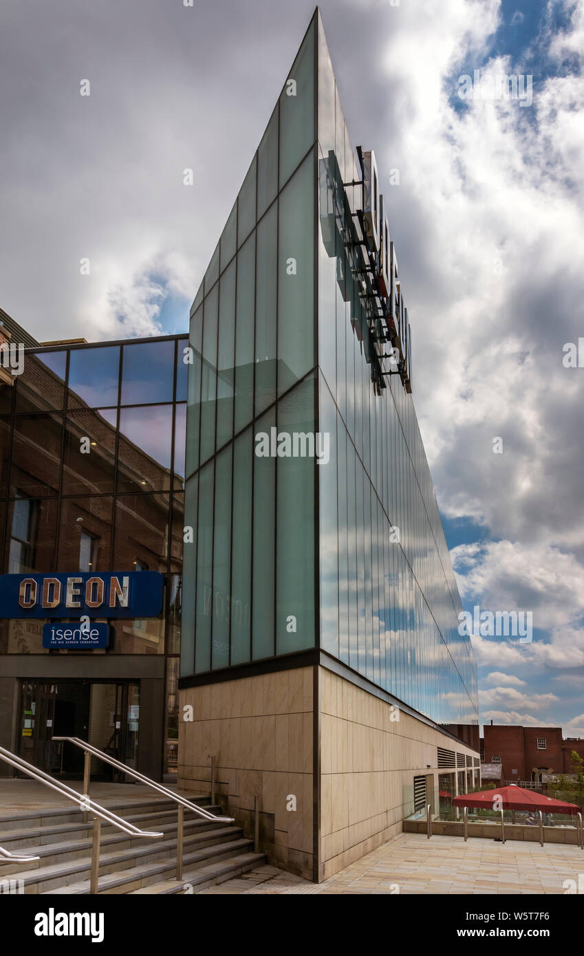 Odeon Cinema Oldham High Resolution Stock Photography and Images - Alamy