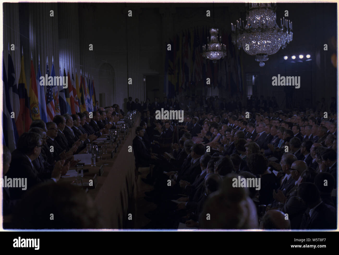Treaty signing ceremony hi-res stock photography and images - Alamy