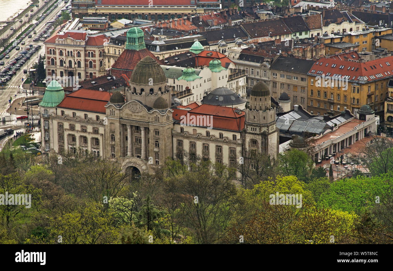 Gellert thermal bath hi-res stock photography and images - Alamy