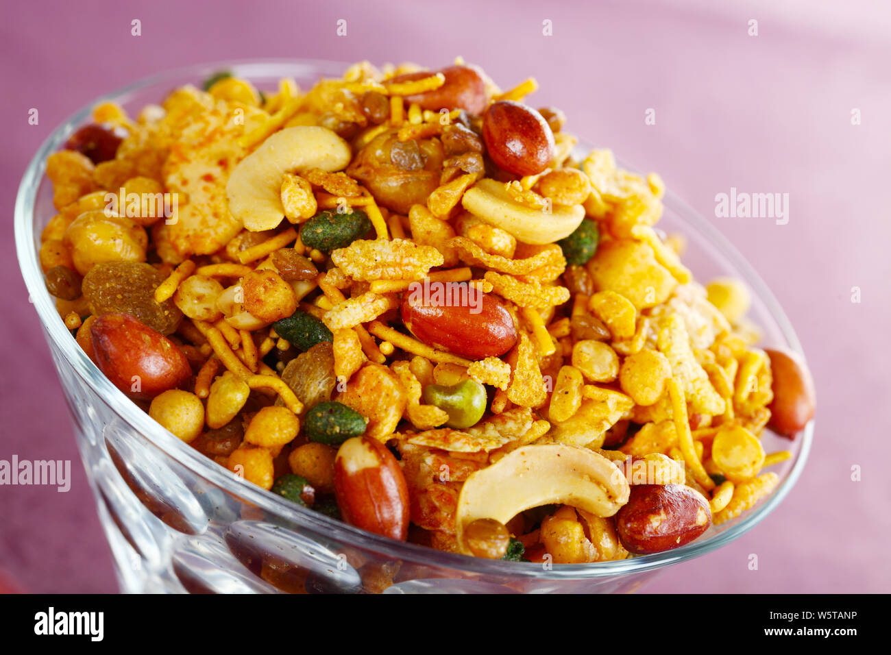 Spicy cashew nuts snack hi-res stock photography and images - Alamy