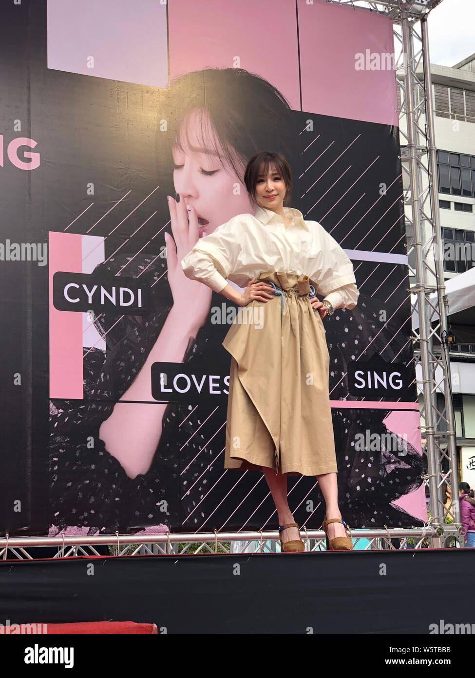 **TAIWAN OUT**Taiwanese singer and actress Cyndi Wang attends a signing ...