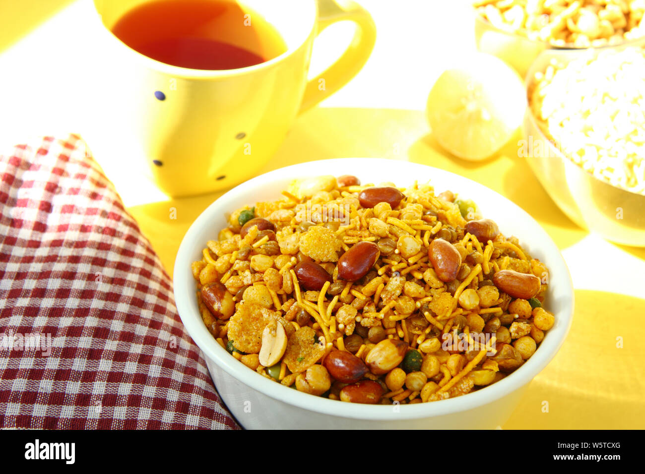 Mixture dry black tea hi-res stock photography and images - Alamy
