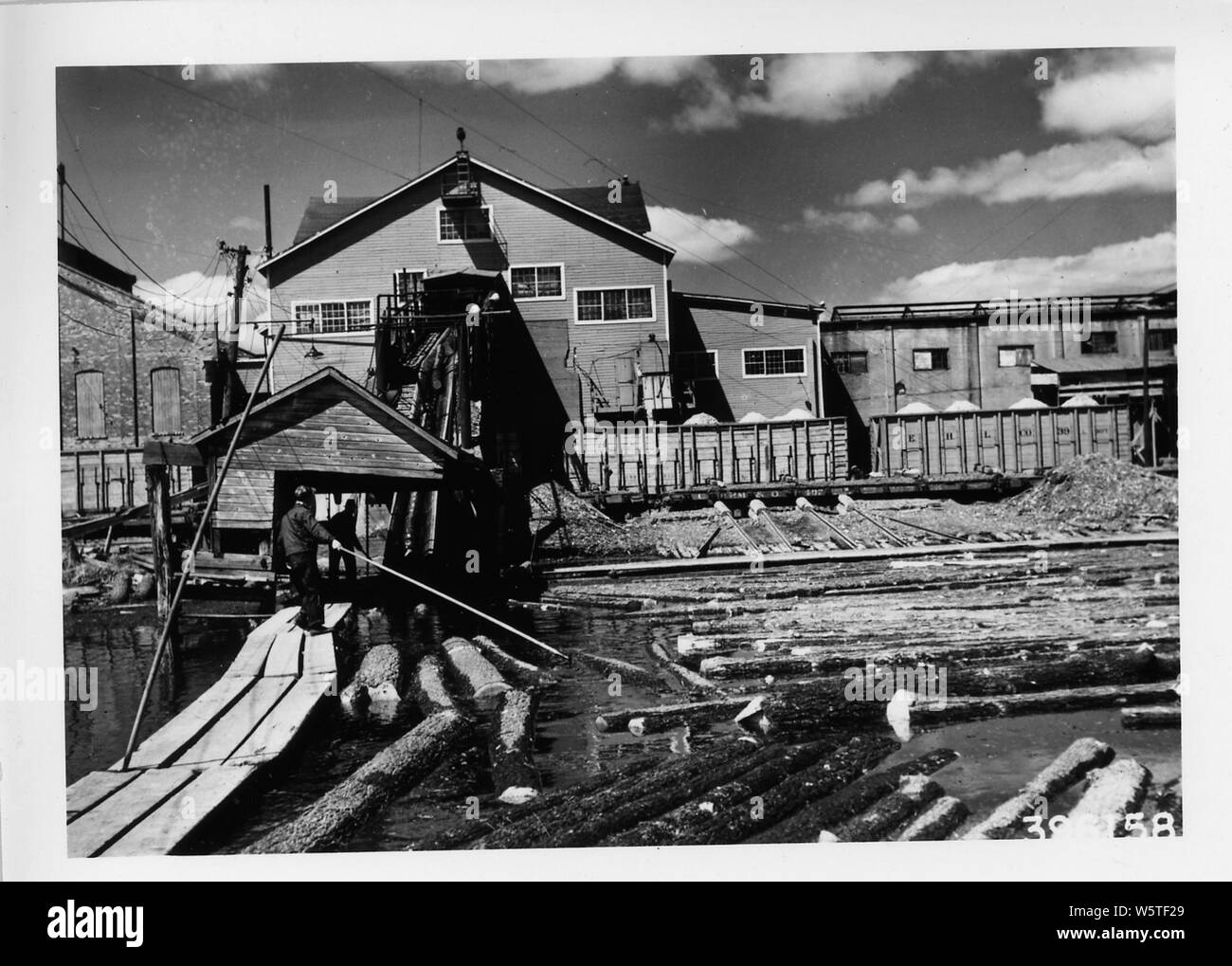Photograph of Bull Chain at Hines; Scope and content: Original caption ...