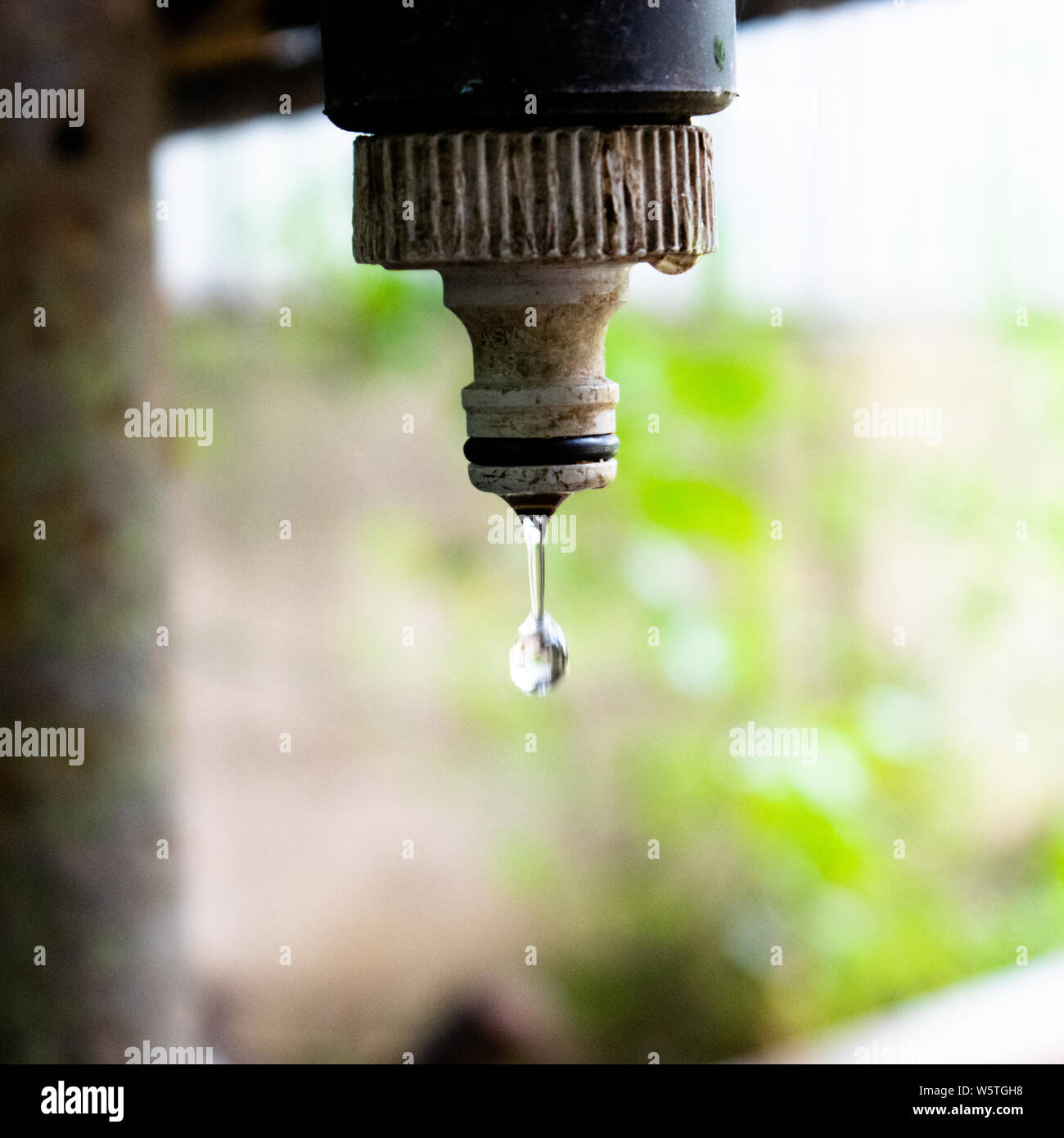 Dirty water tap hi-res stock photography and images - Alamy
