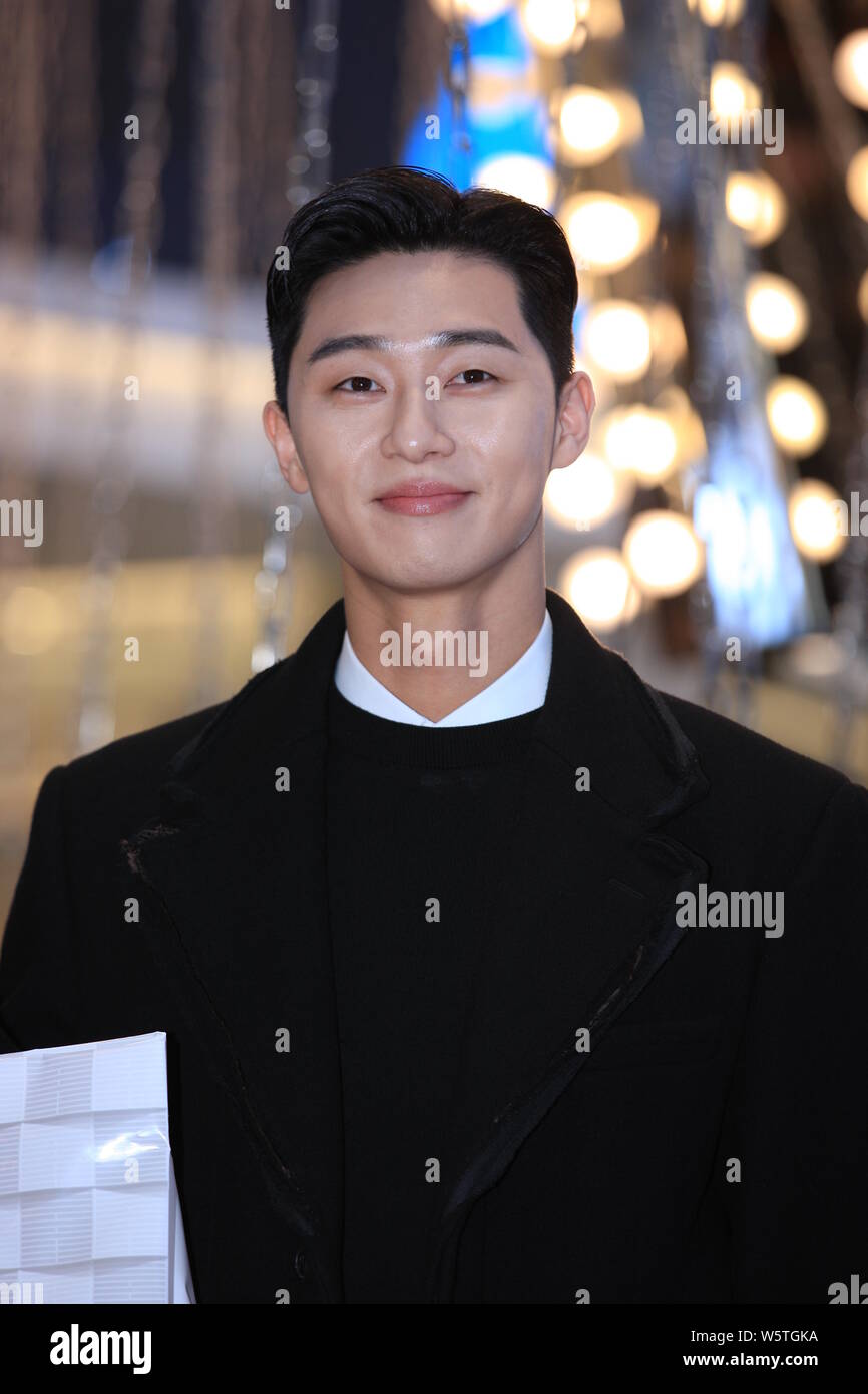 South korean actor park seo joon hi-res stock photography and images ...