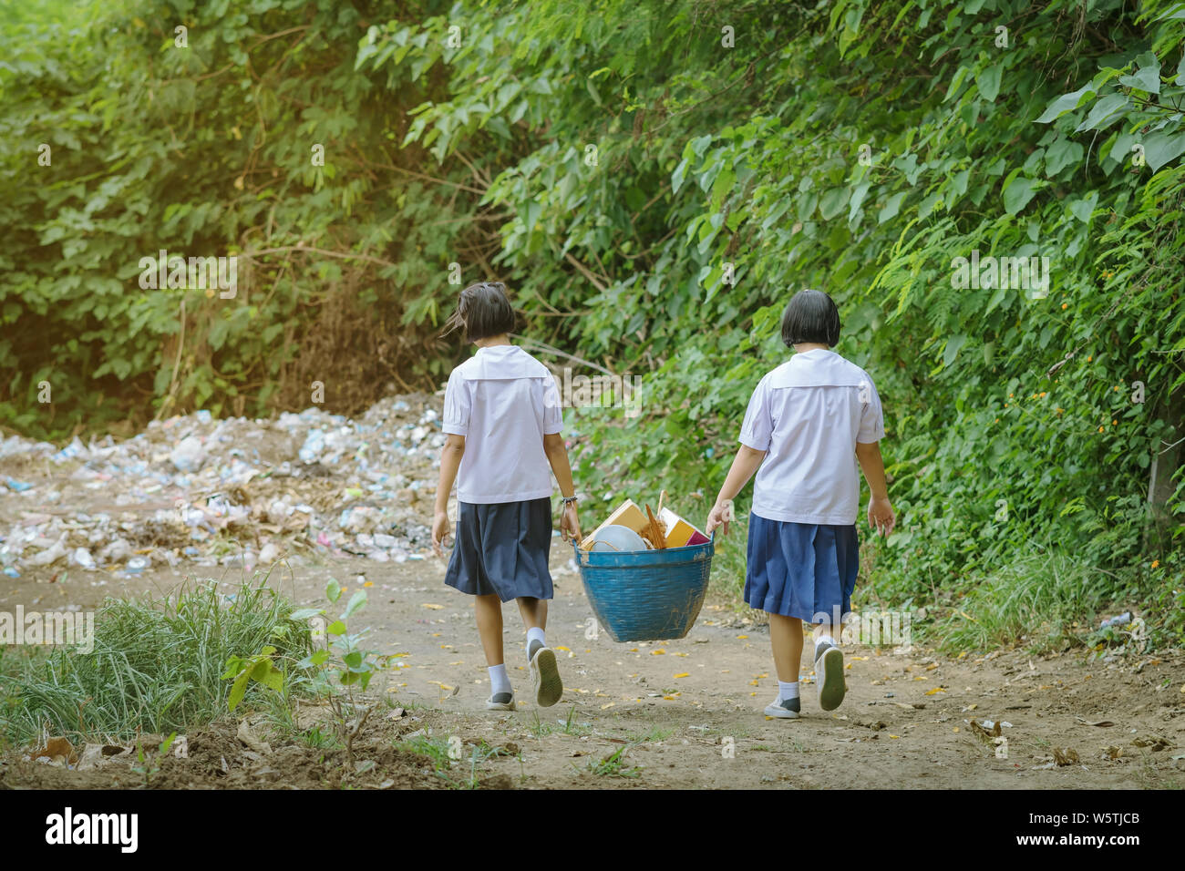 Trash bin classroom hi-res stock photography and images - Alamy