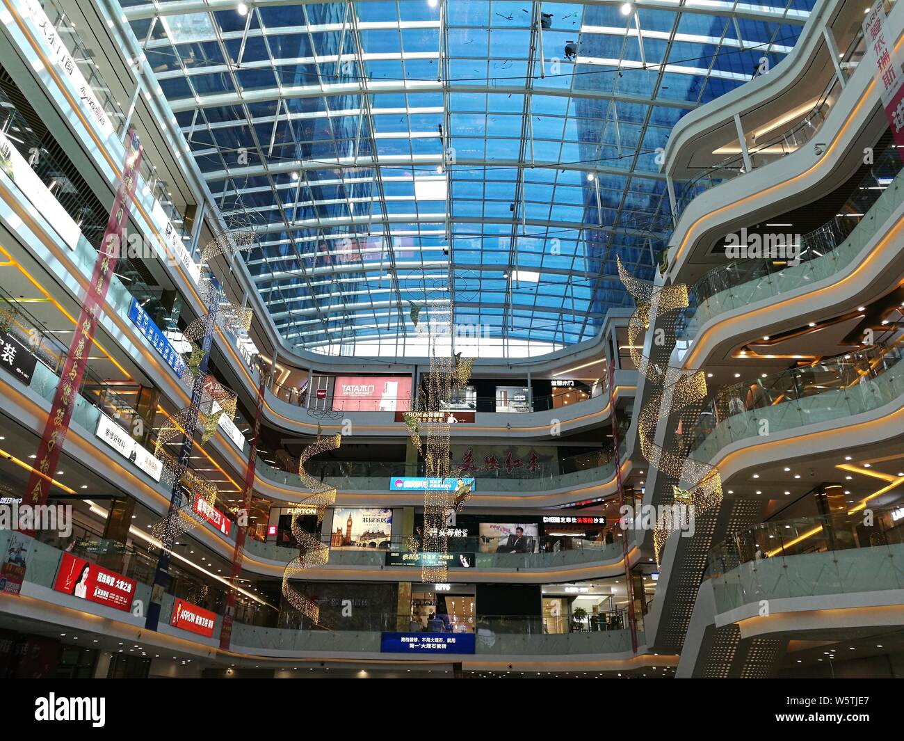 Easyhome hi-res stock photography and images - Alamy