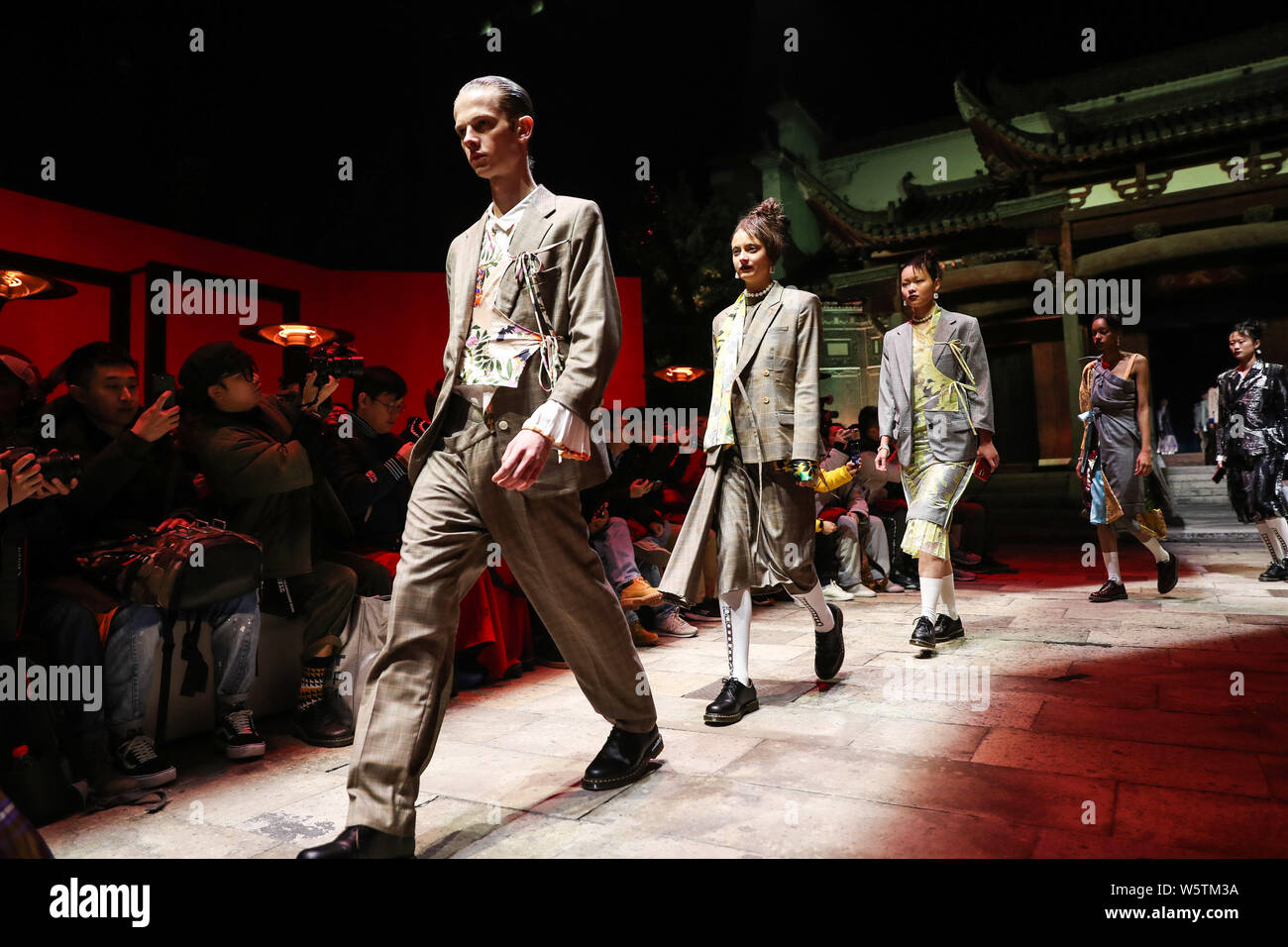 Models display new creations during the OPPO Fantasy New Year Big Show ...