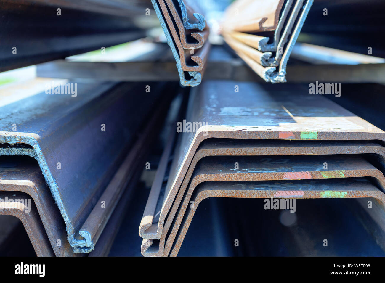 Metal structures for the construction and strengthening of soil stored ...