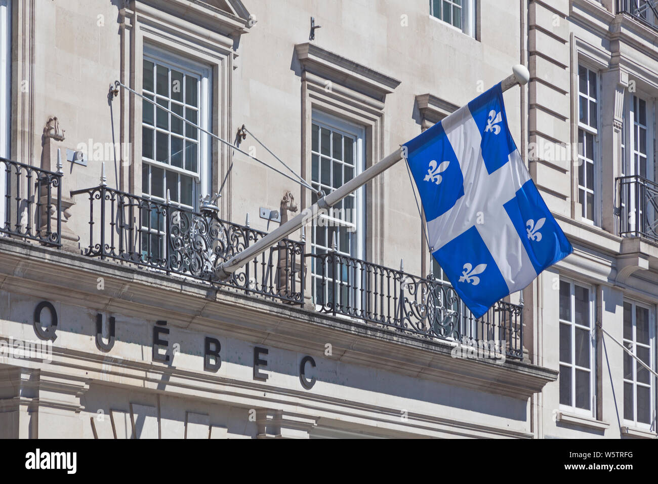 London, St James's The Quebec Government Offices at 59 Pall Mall Stock ...