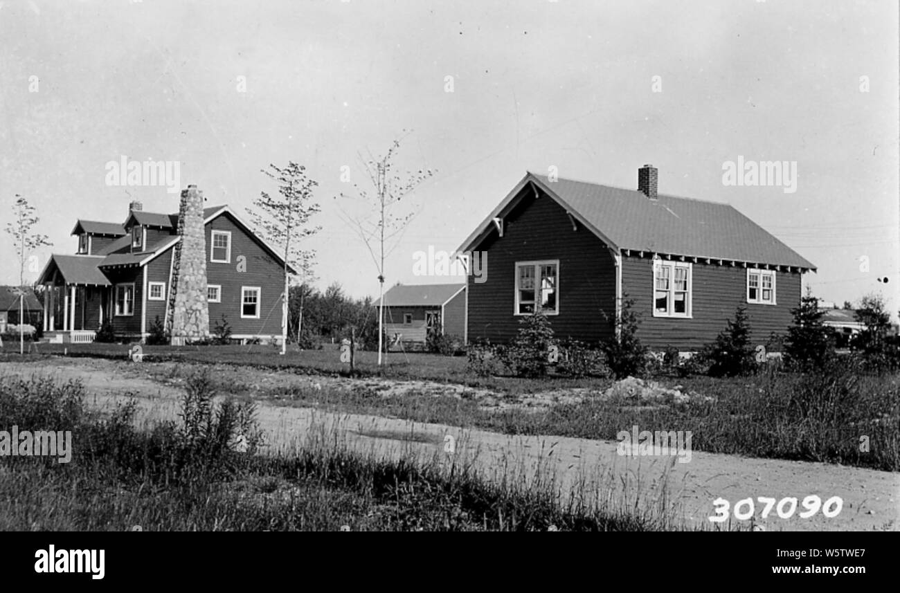Photograph of Moran Ranger Station and Dwelling; Scope and content ...