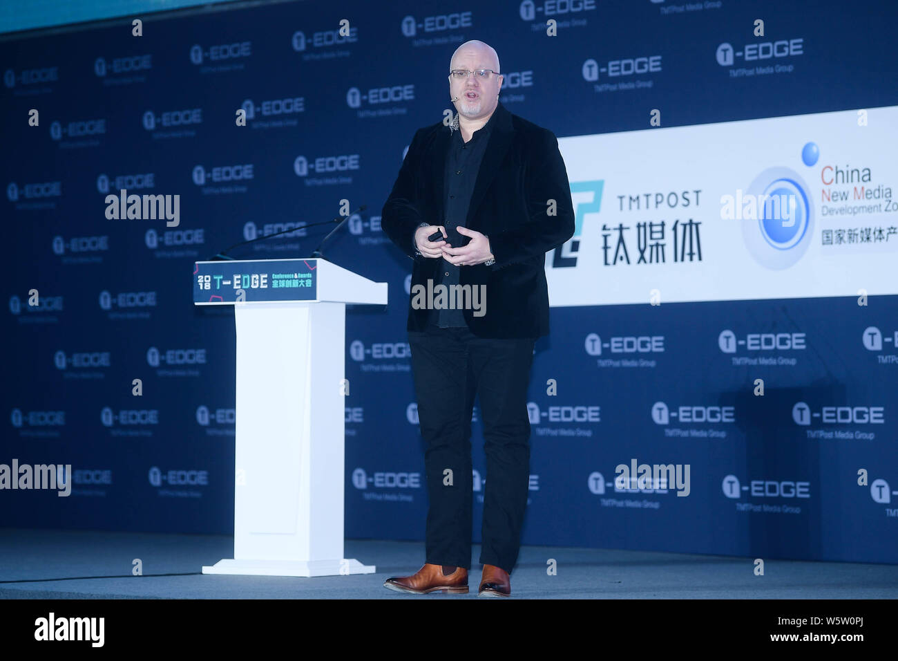 Brett King, author of BANK 3.0, founder of Moven bank, speaks at the ...