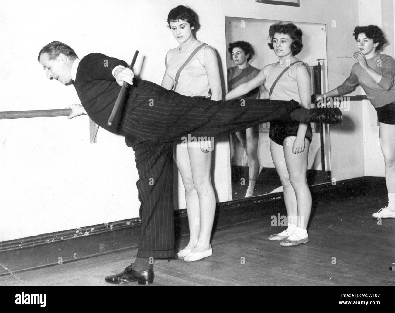 Photo Must Be Credited ©Alpha Press 050000 (1956) Andrew Hardie ...