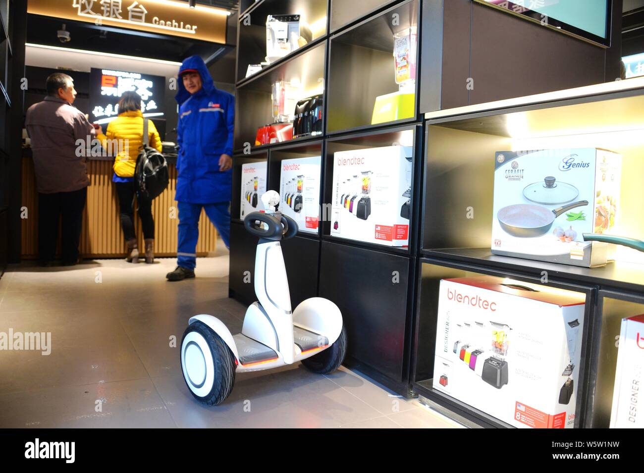 Easy pec hi-res stock photography and images - Alamy