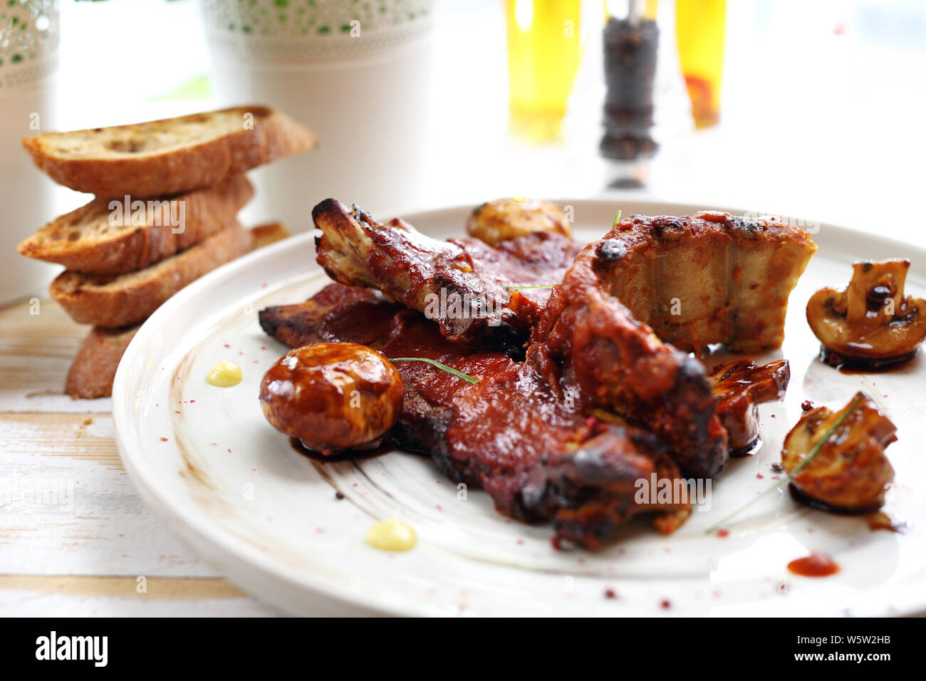 Glazed beef ribs hi-res stock photography and images - Alamy