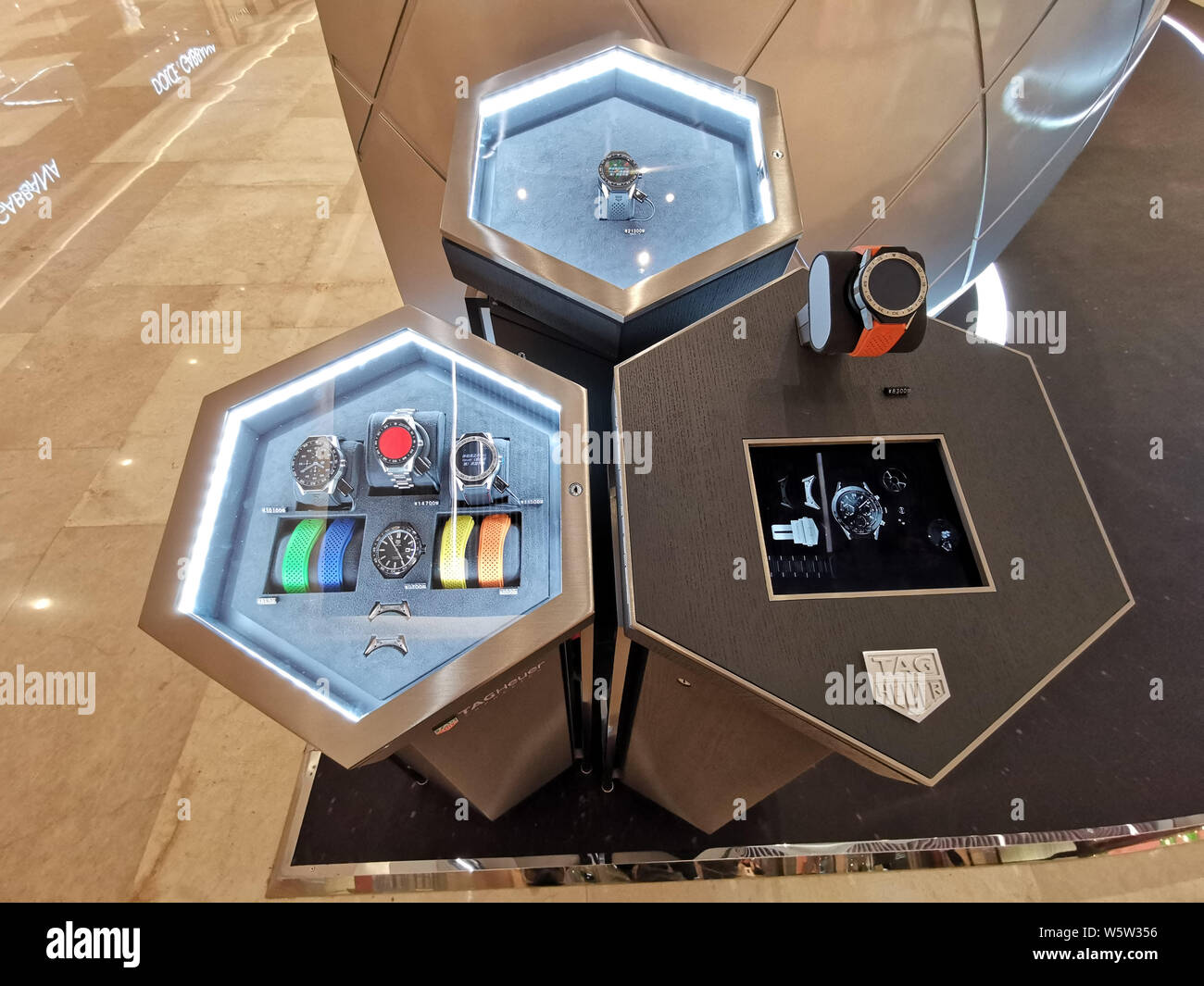 The models of China's first moon rover The Jade Rabbit and China's ...