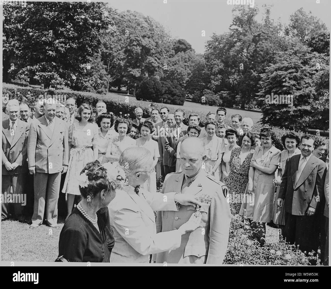 Photograph of President Truman decorating General Dwight D. Eisenhower ...