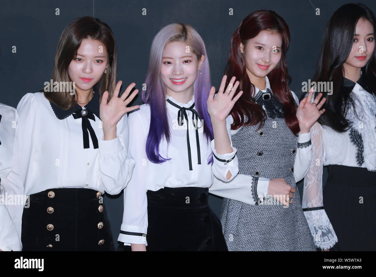 Twice Girl Group High Resolution Stock Photography and Images - Alamy