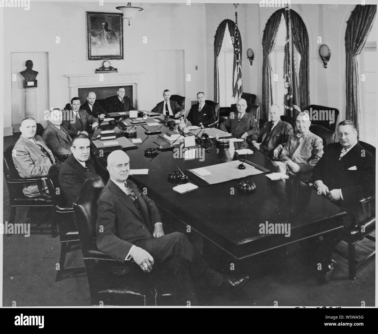 Photograph of president truman with his cabinet hi-res stock ...