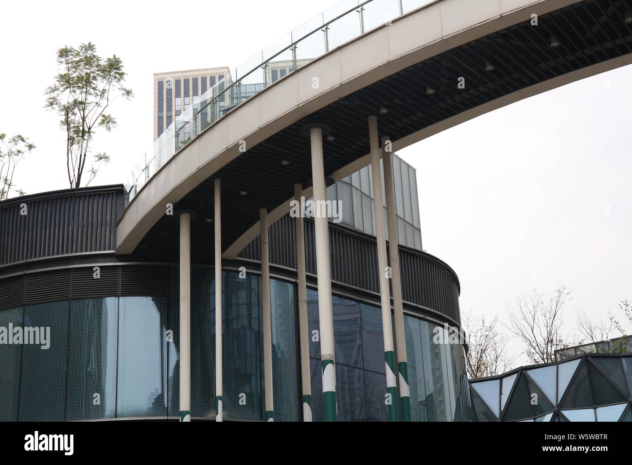 Pedestrian crossover hi-res stock photography and images - Alamy