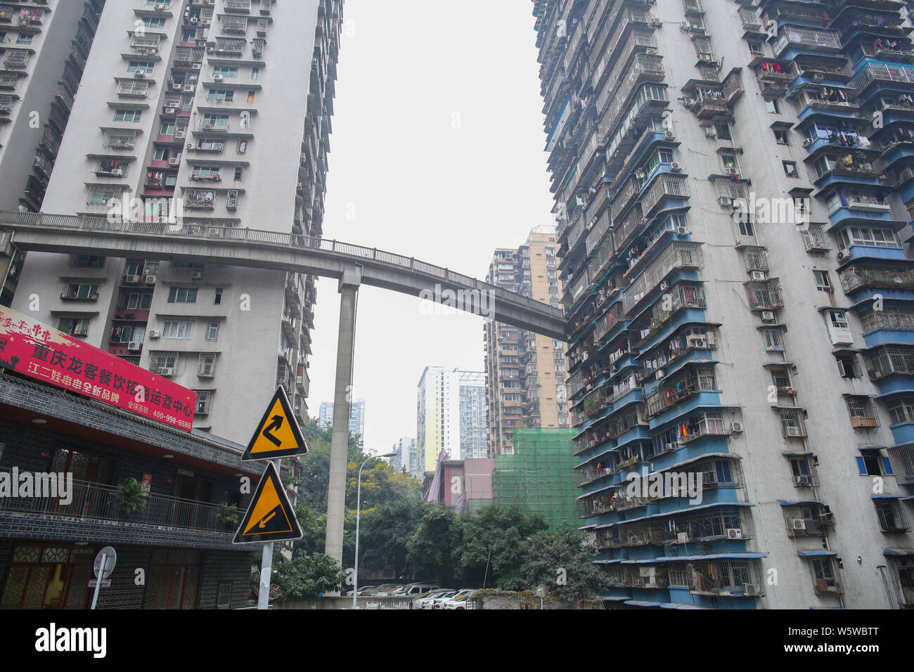 A 40-meter-high pedestrian overpass supported by one concrete column ...