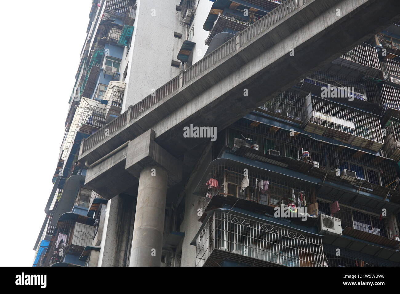 A 40-meter-high pedestrian overpass supported by one concrete column ...