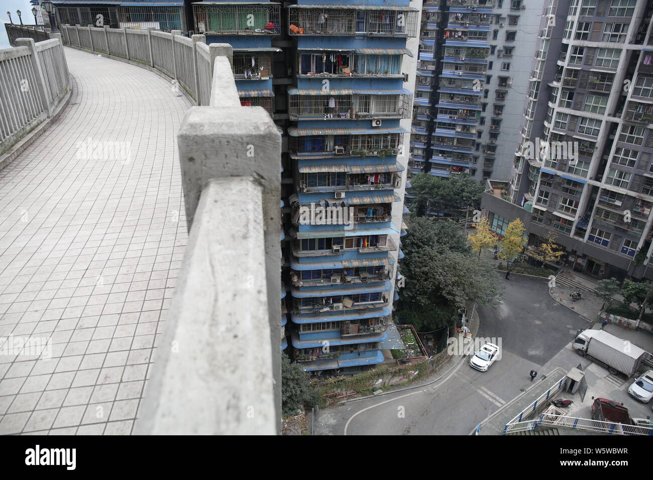 A 40-meter-high pedestrian overpass supported by one concrete column ...