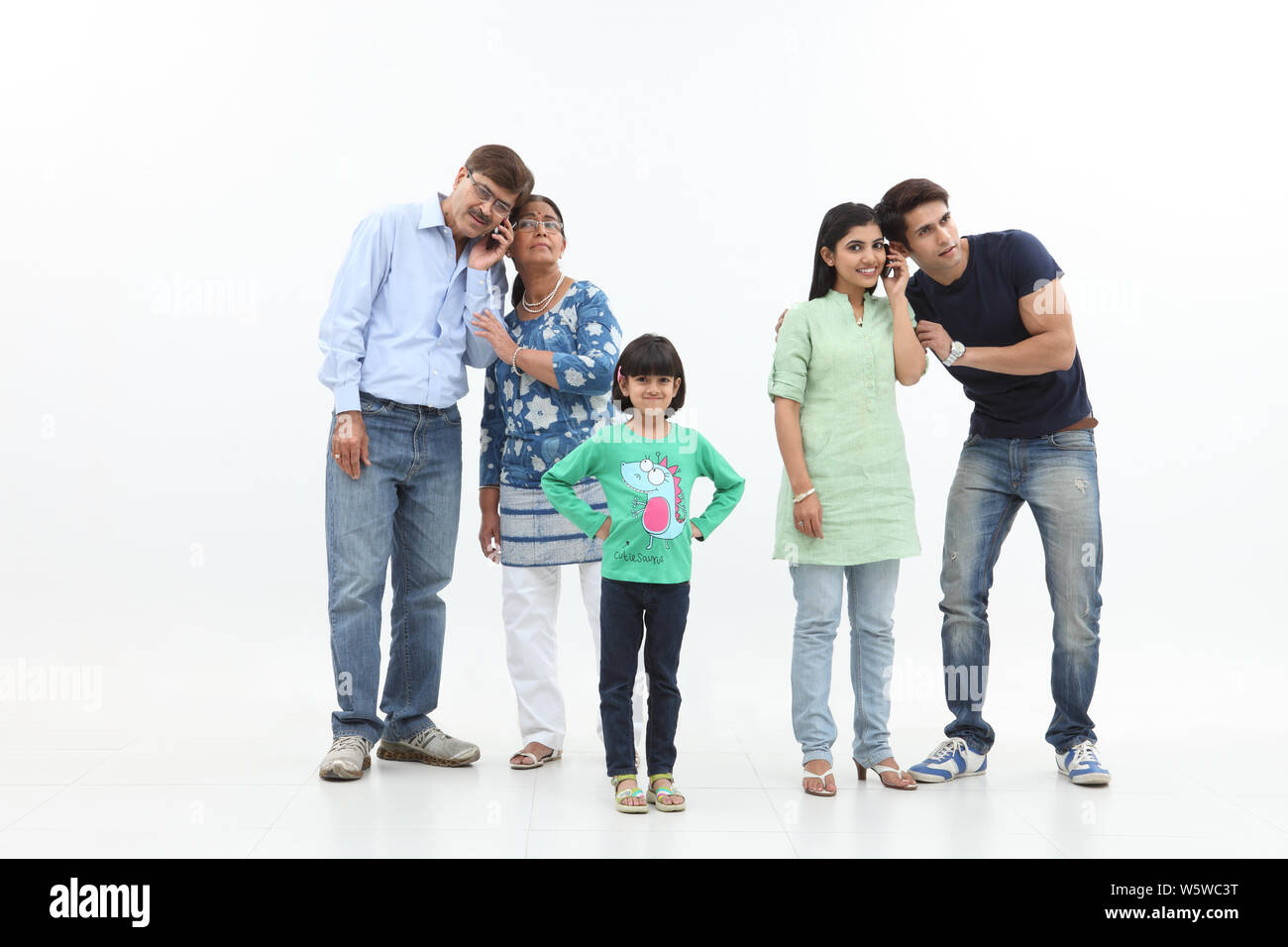 Family sharing mobile phone Stock Photo - Alamy