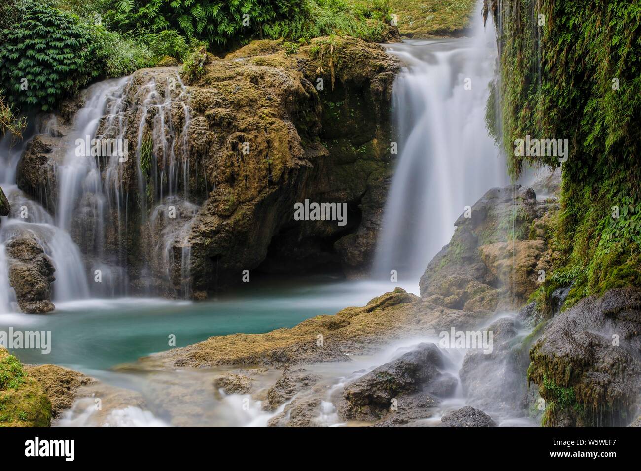 Scenery of the Detian Waterfall in Daxin county, south China's Guangxi ...