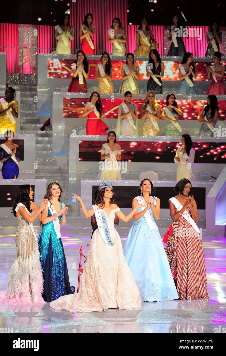 Miss mexico hi-res stock photography and images - Alamy