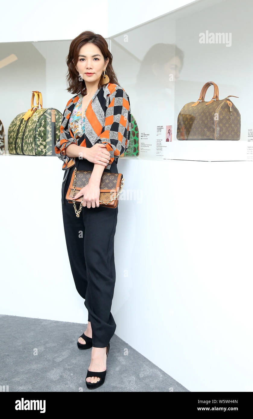 **TAIWAN OUT**Ella Chen Chia-hwa of Taiwanese girls group S.H.E poses ...