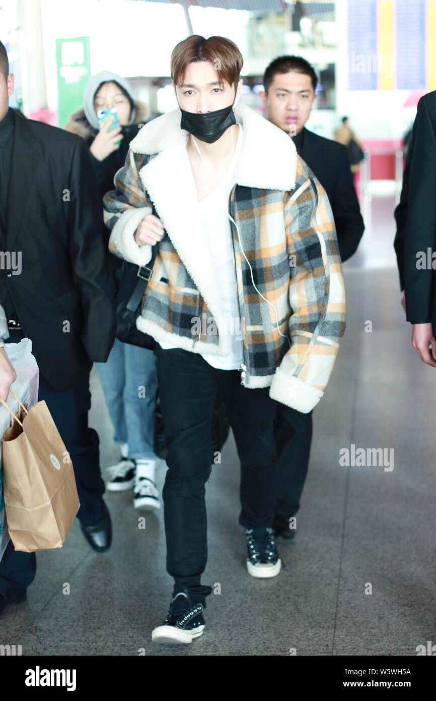 Lay zhang singer hi-res stock photography and images - Alamy