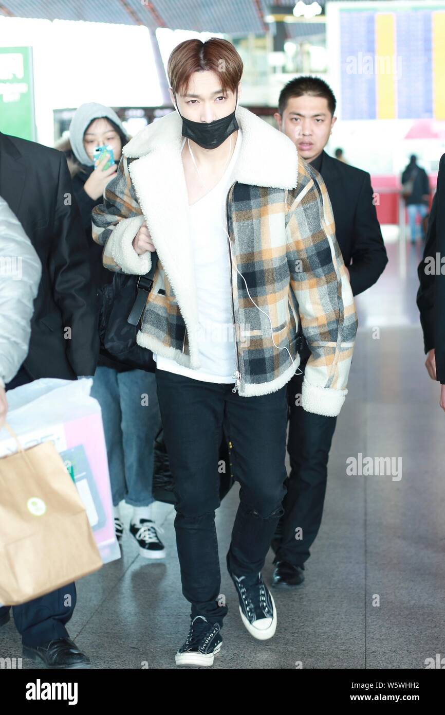 Lay zhang singer hi-res stock photography and images - Alamy