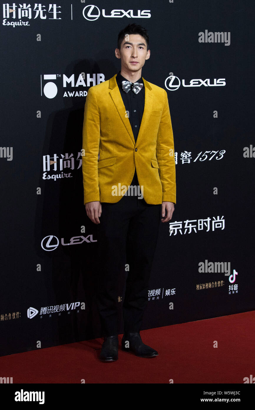 Chinese short track speed skater Wu Dajing, the winner of the men's 500 ...