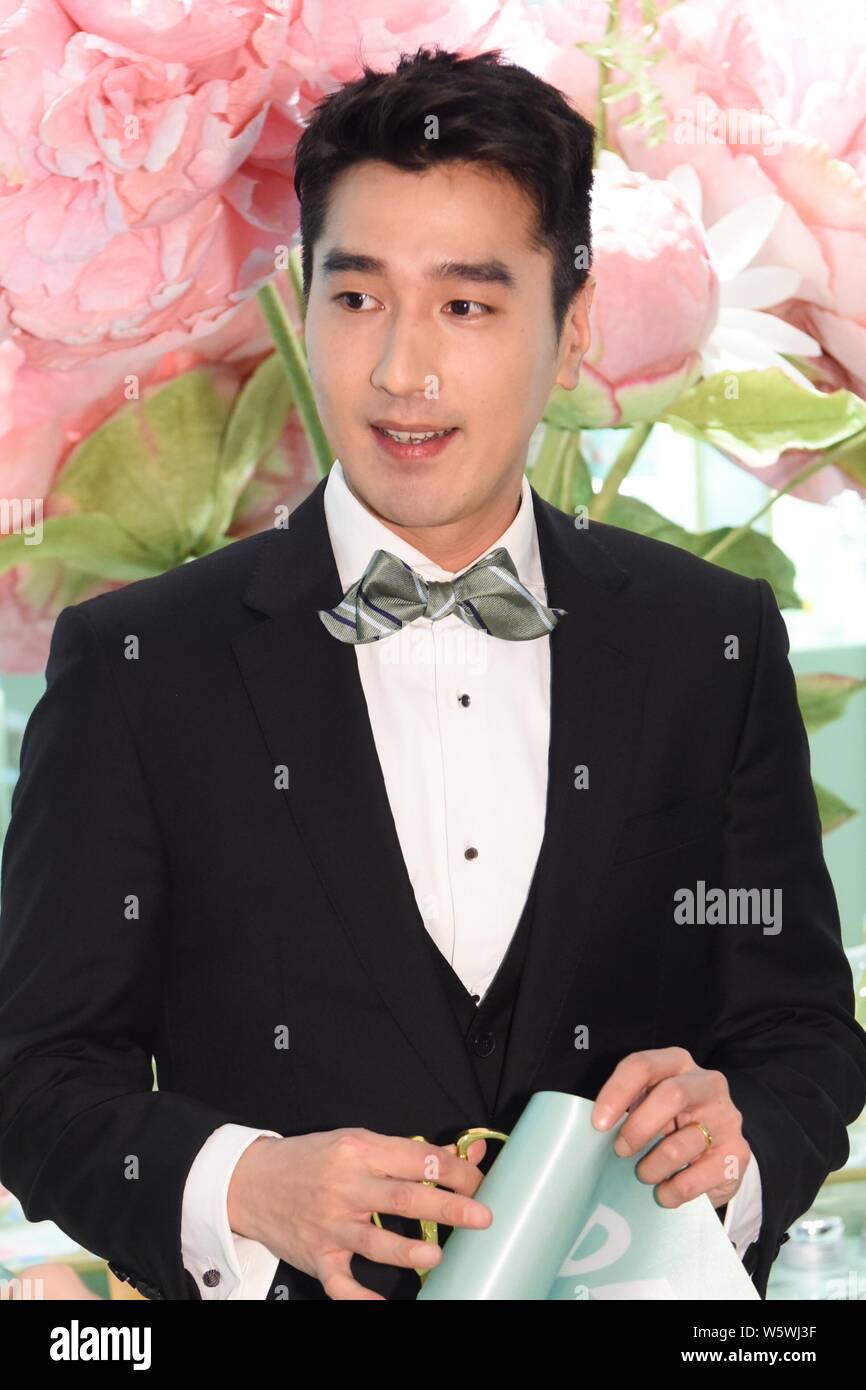 Mark Chao Stock Photos & Mark Chao Stock Images - Alamy