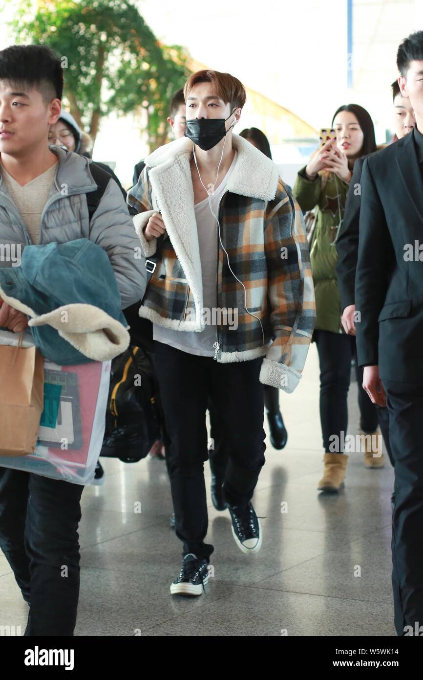 Lay zhang singer hi-res stock photography and images - Alamy