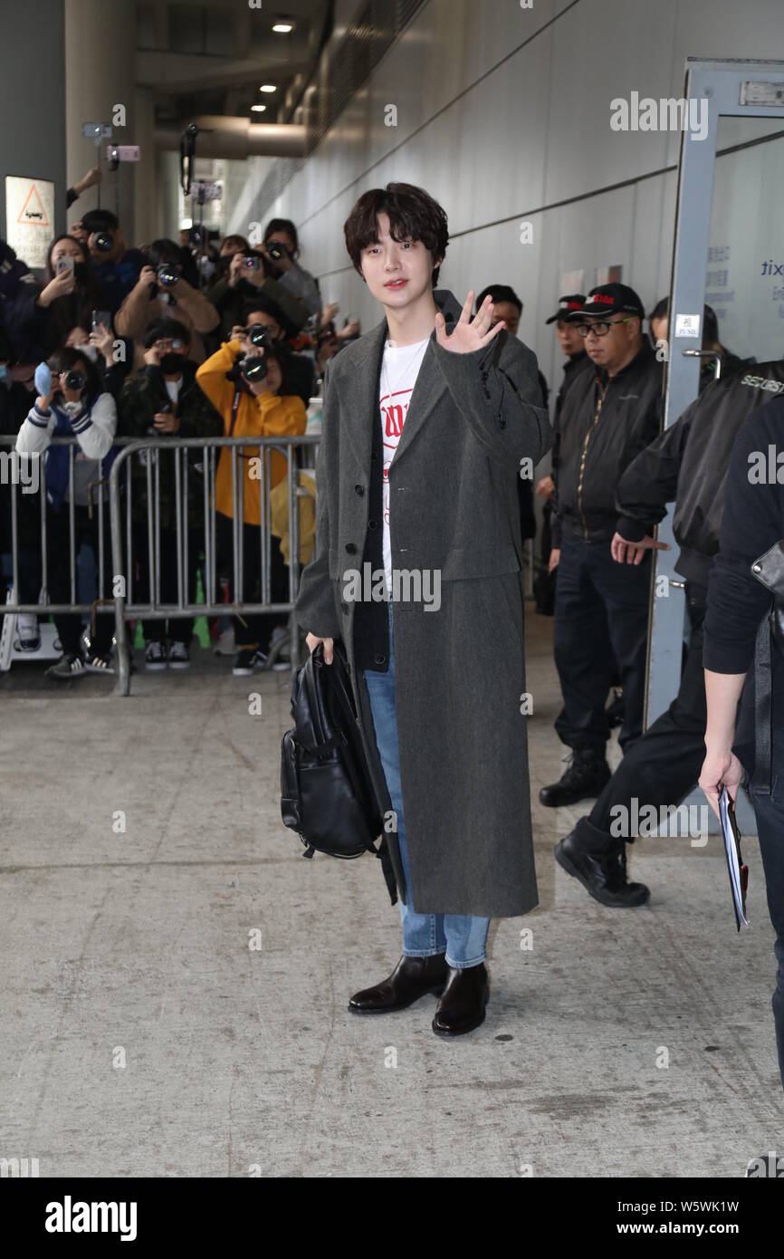 South Korean model and actor Ahn Jae-hyun arrives at an airport for the ...