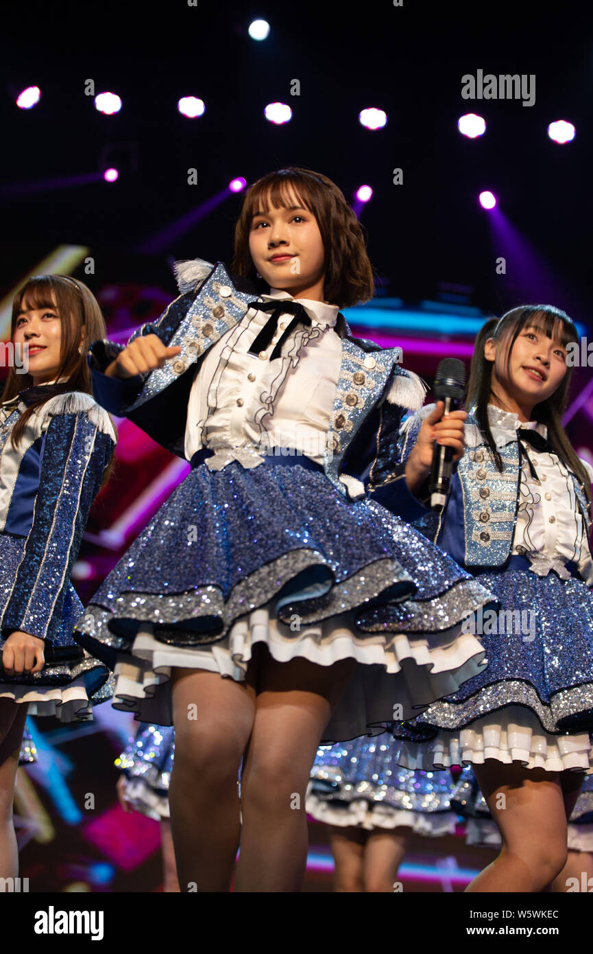Members Of Chinese Idol Girl Group Akb48 Team Sh An Official Sister