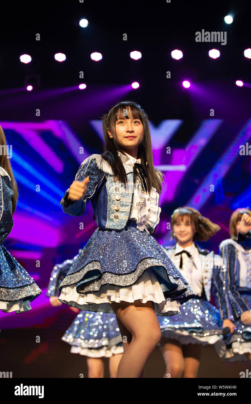 Members japanese idol group akb48 hi-res stock photography and images ...