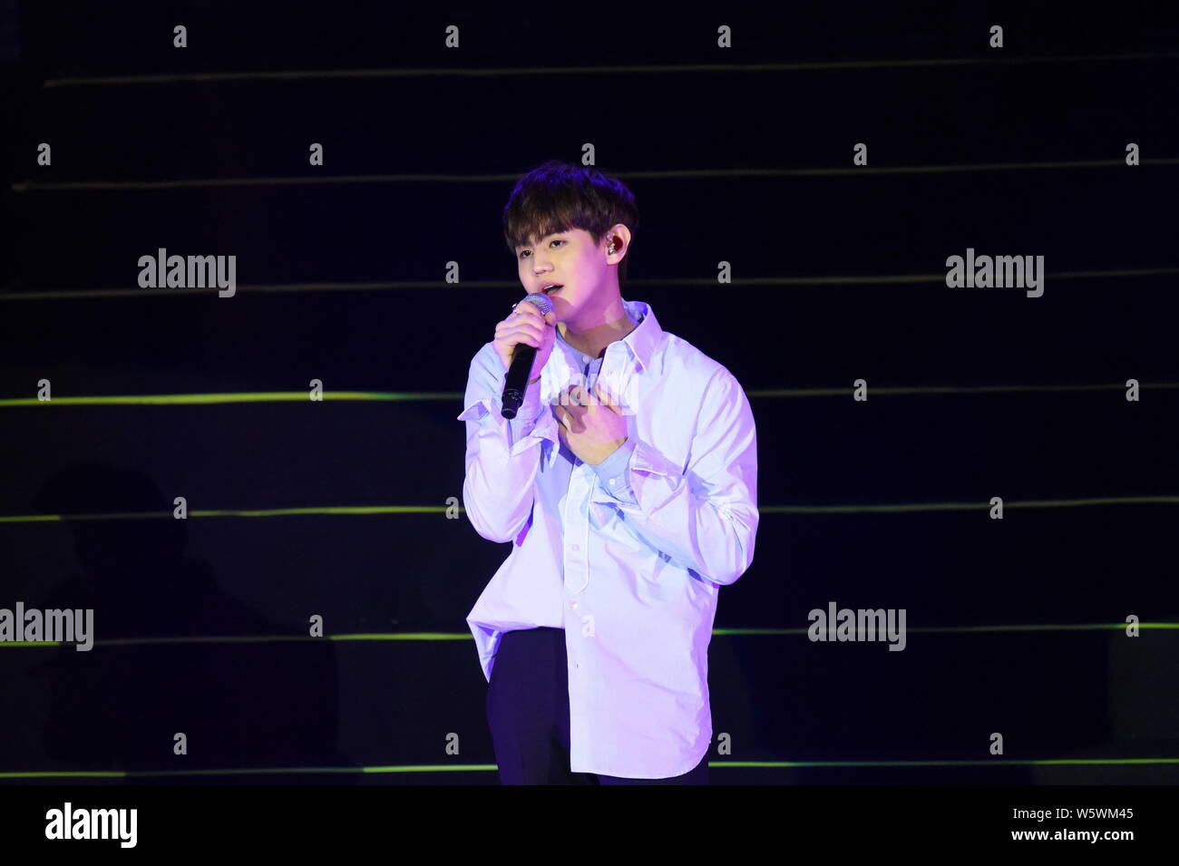 J Yong High Resolution Stock Photography and Images - Alamy